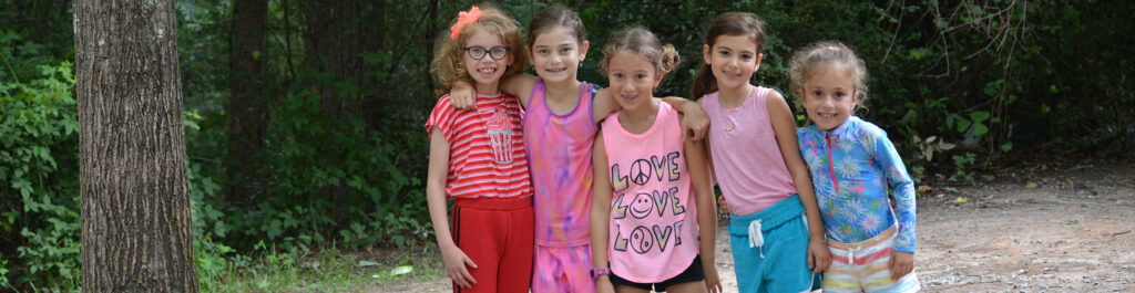 girls-at-camp - MJCCA Summer Day Camps